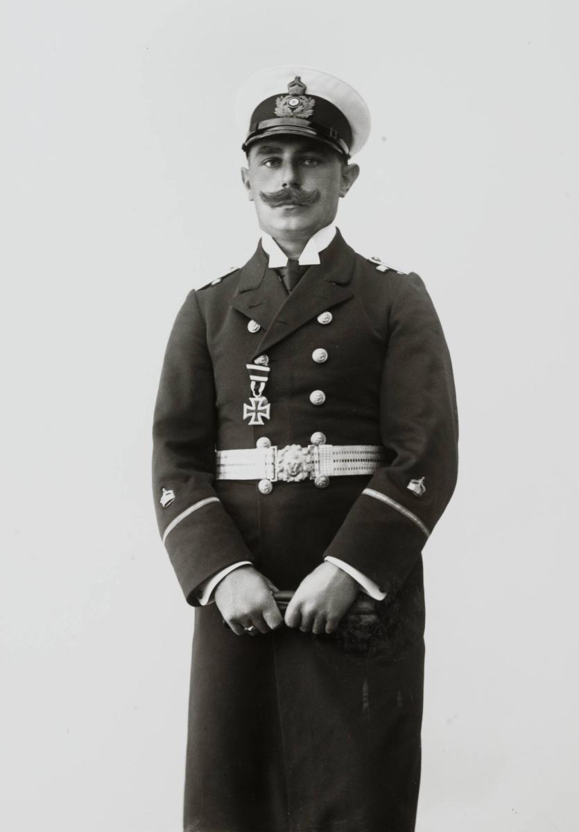 Löjtnant Hans Geyer i paraduniform – All Artworks – Moderna Museet