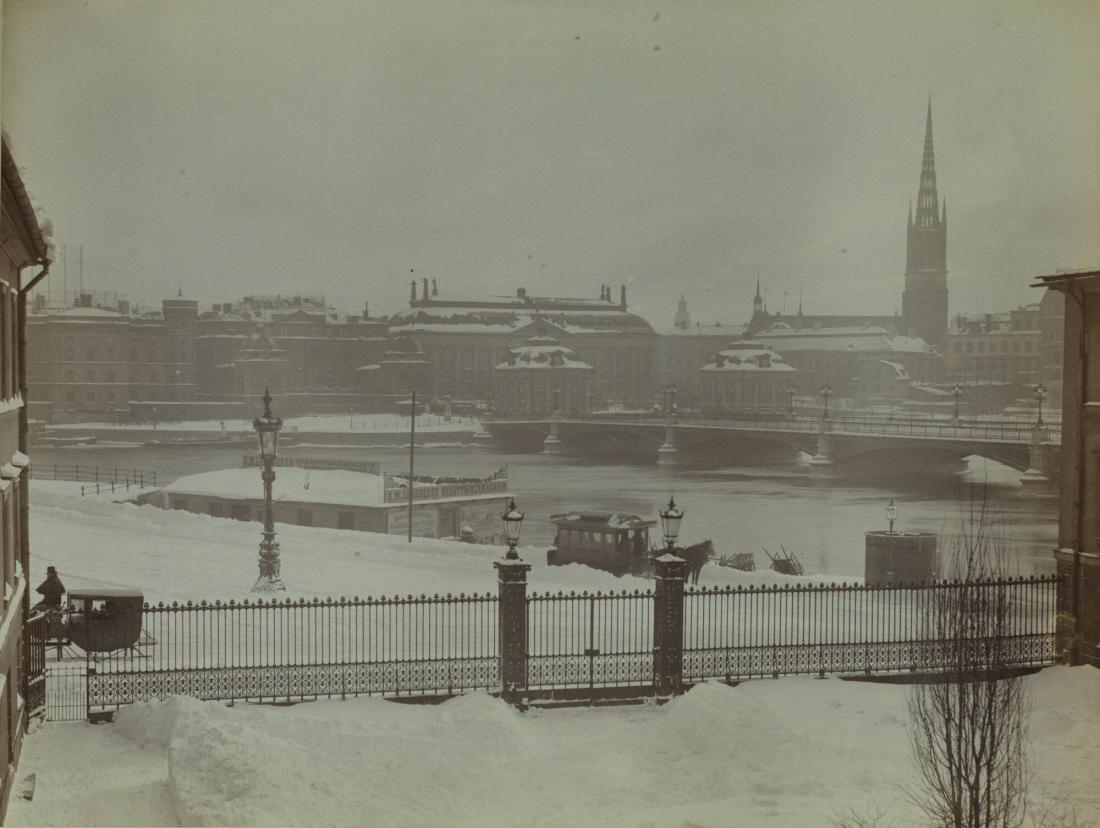 Vy från Konstakademins hus – Alla konstverk – Moderna Museet