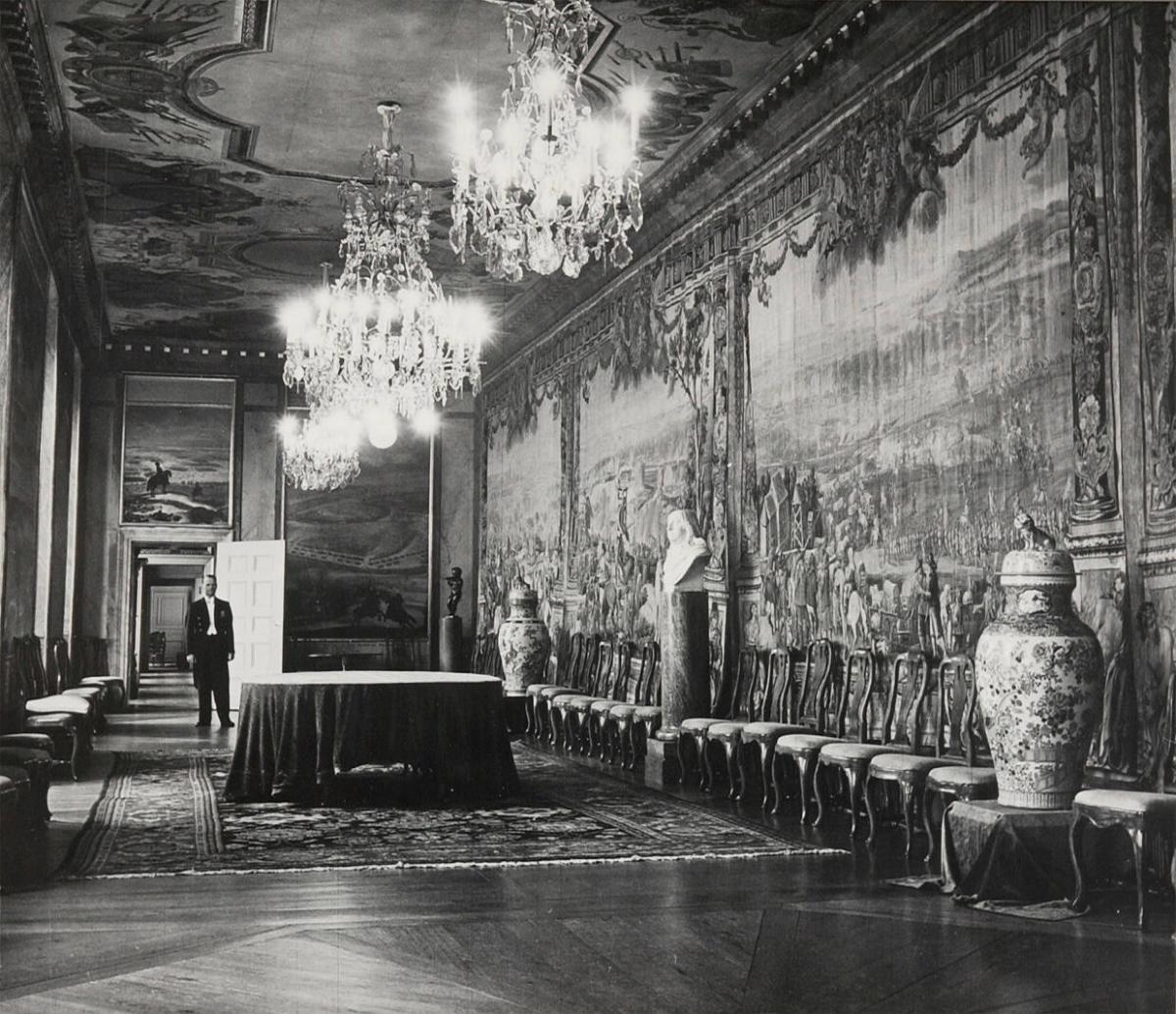 Drottningholms slott – All Artworks – Moderna Museet